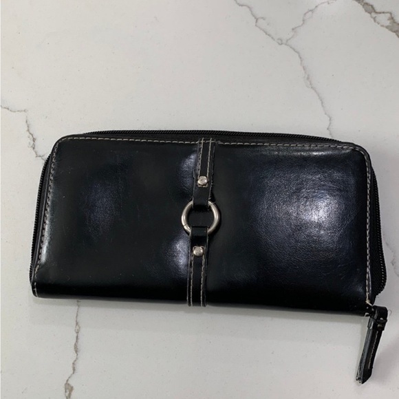 Liz Claiborne | Bags | Villager Liz Claiborne Black Bifold Wallet ...